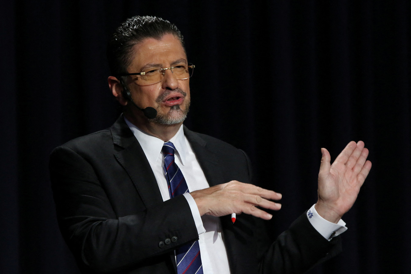 Rodrigo Chaves op weg naar presidentschap in Costa Rica | Foto | hln.be