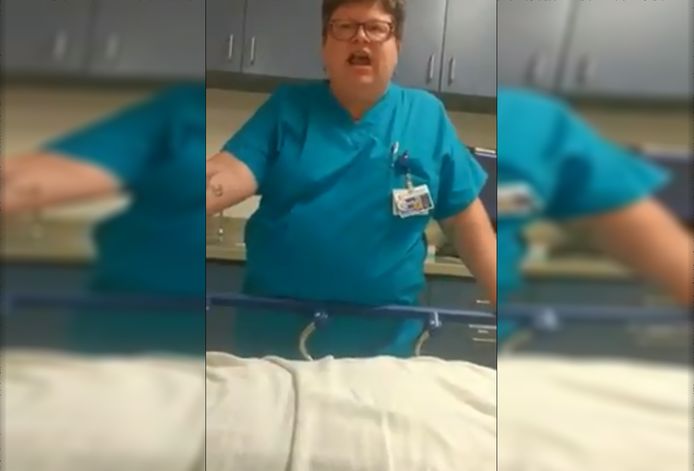 Dokter gelooft patiënt op spoed niet en laat dat duidelijk merken ...