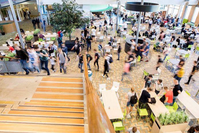 Studenten Ter AA in actie voor slachtoffers aardbevingen | Helmond | AD.nl