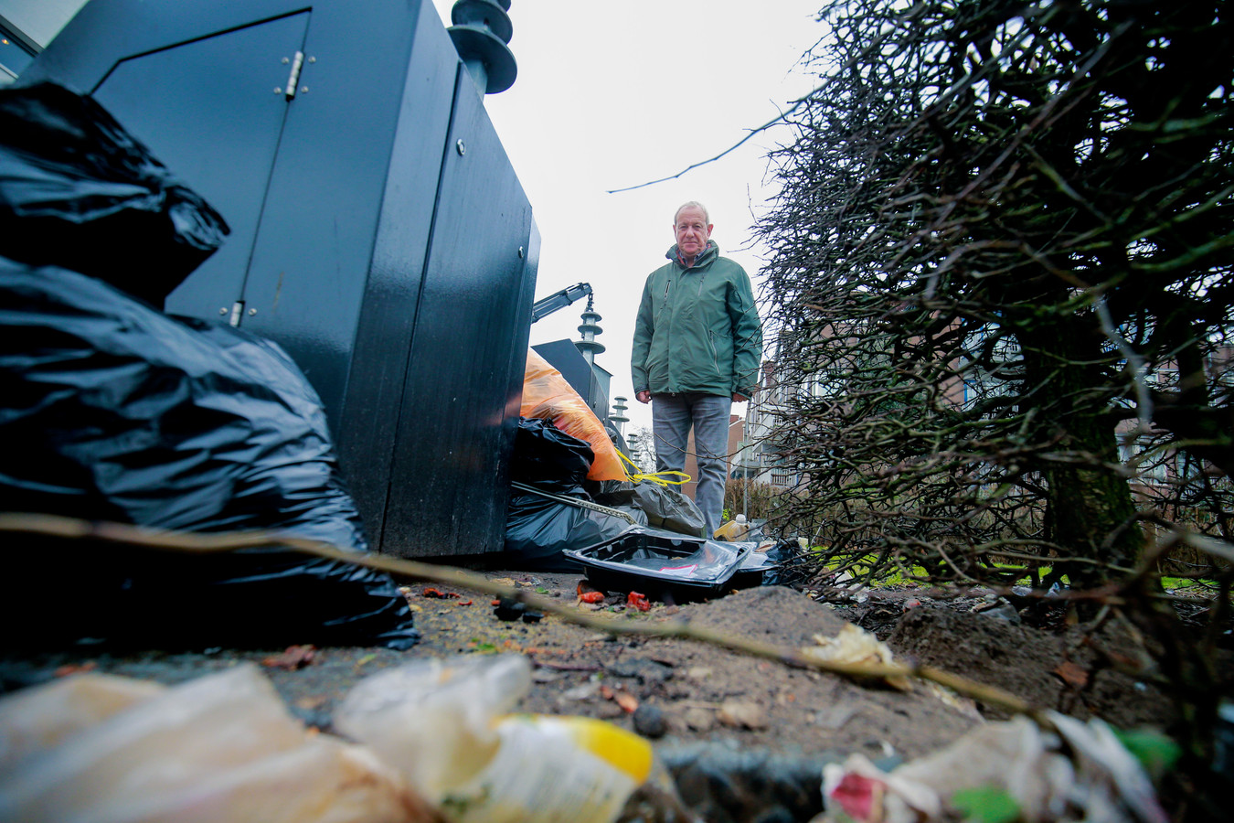 Op deze plekken in Utrecht stapelen de bergen afval zich op ...