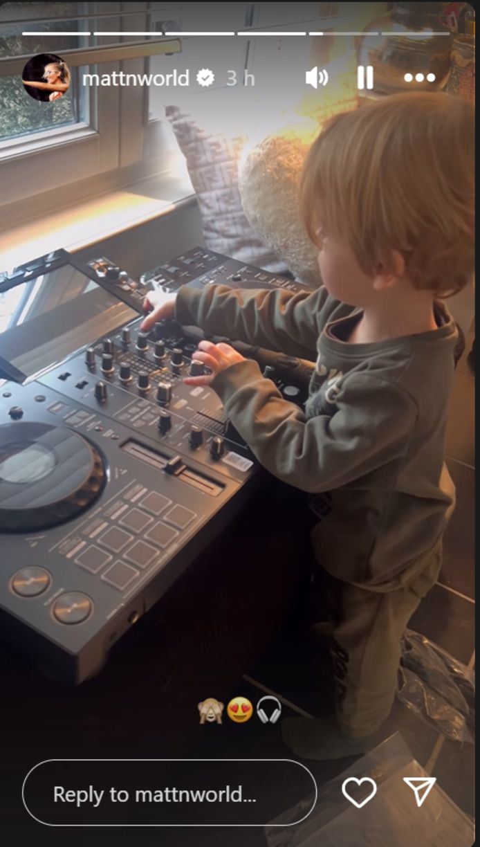 BV 24/7. Staf Coppens viert de 16de verjaardag van zijn zoon Beau en ...