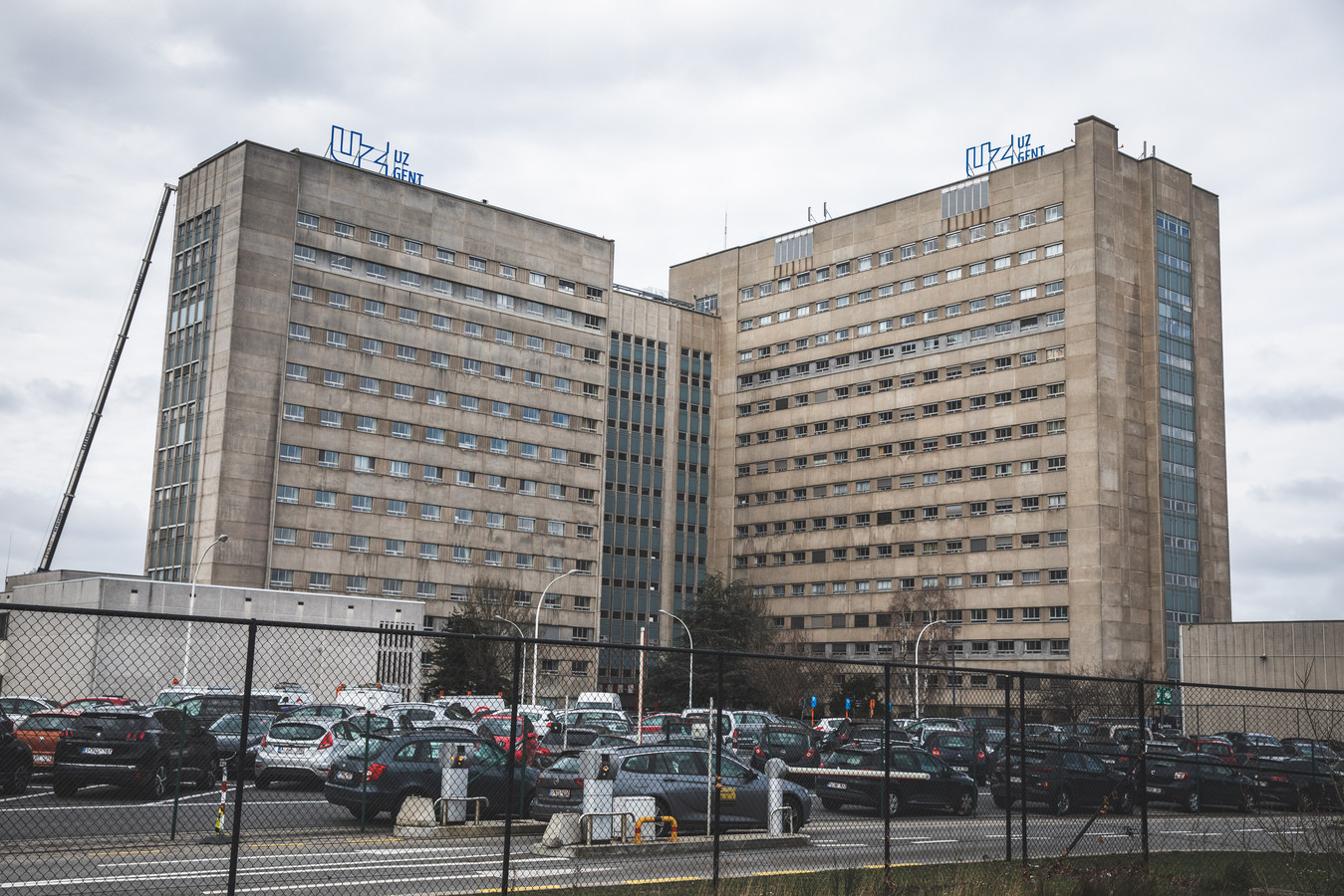 UZ Gent start met laatste fase ontwikkeling coronavaccin: zo kan je je ...