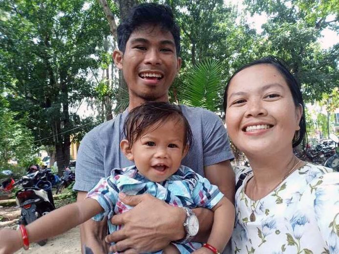 ‘Na 15 jaar weer contact met ons Filipijnse sponsorkind’ | Woerden | AD.nl