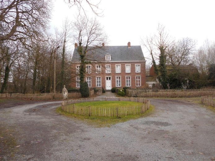 Buurttuin rond pastorij in Zwijnaarde wordt opgewaardeerd: “Er komen ...