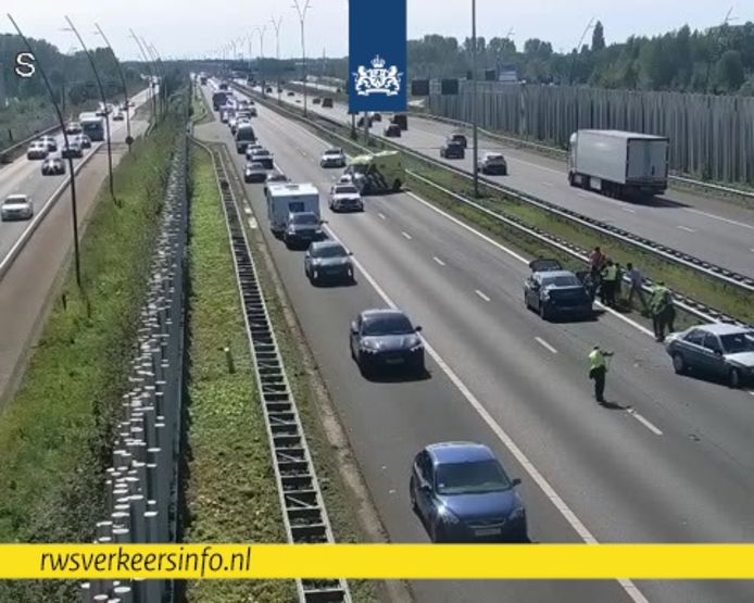 File op A2 door ongeluk | Eindhoven | AD.nl