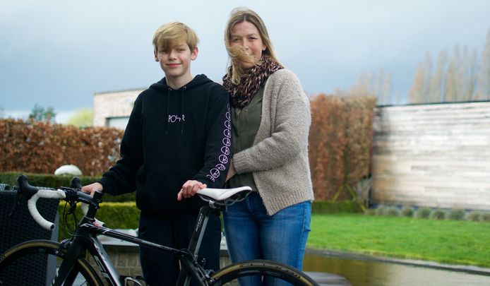Toptalent Brady (15) moet fiets aan de haak hangen door hartafwijking ...