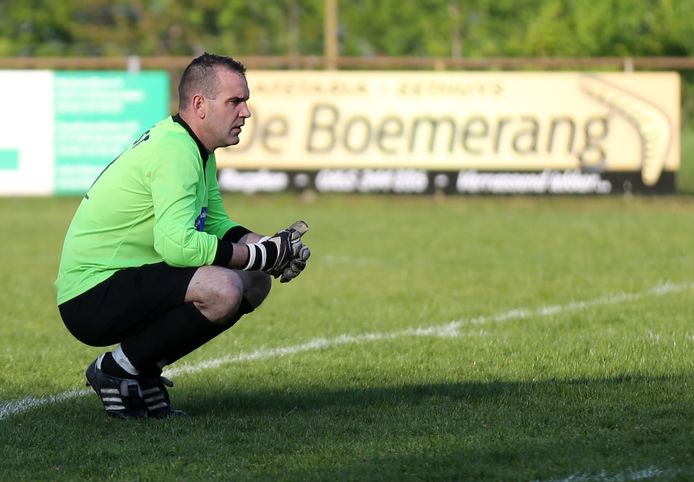 Lawrence Kuys (43) altijd dé oplossing bij SC Emma | Dordrecht | AD.nl
