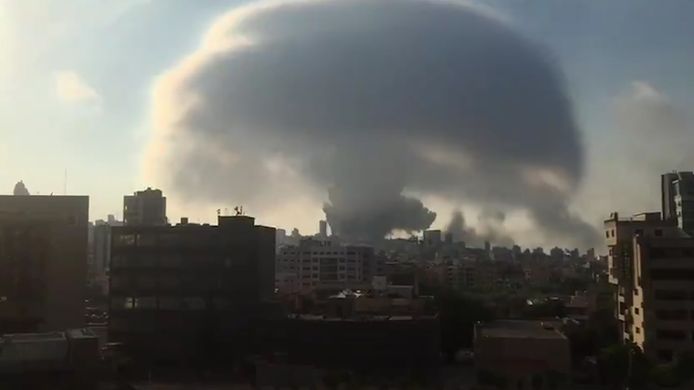 Totale ravage in Beiroet na explosie met meer dan 110 doden en 4.000 ...