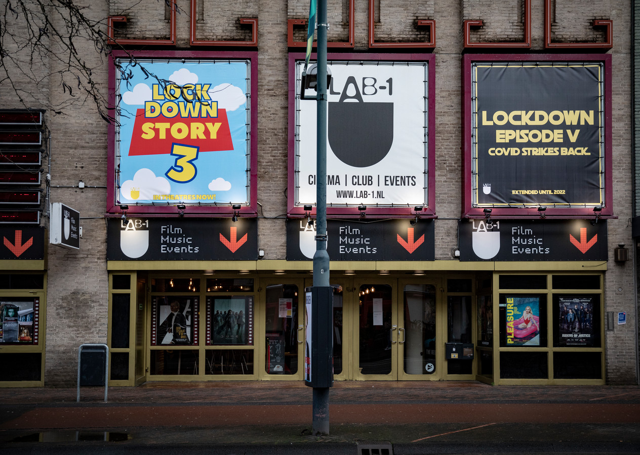 Alles kan en mag weer, maar waarom zitten de theaterzalen dan niet vol ...