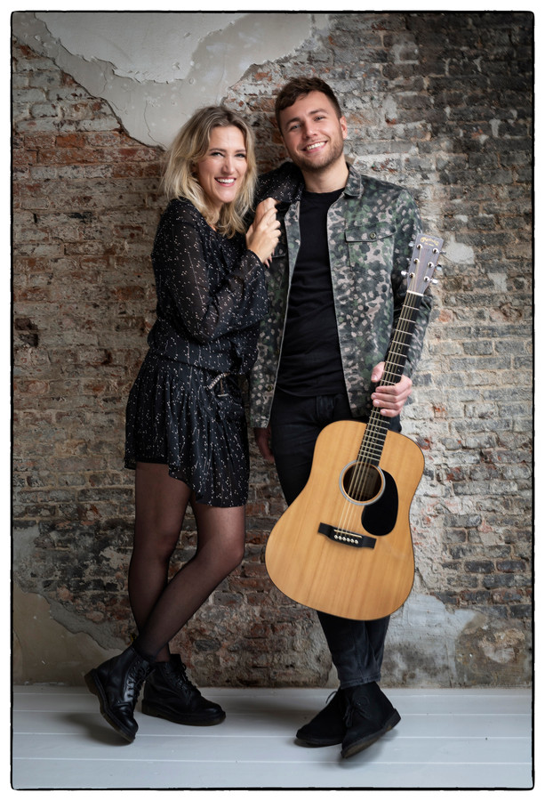Suzan & Freek: Beetje lullen, avondje chillen en dan een hit | Foto | bd.nl Suzan & Freek: Beetje lullen, avondje chillen en dan een hit | Foto | bd.nl