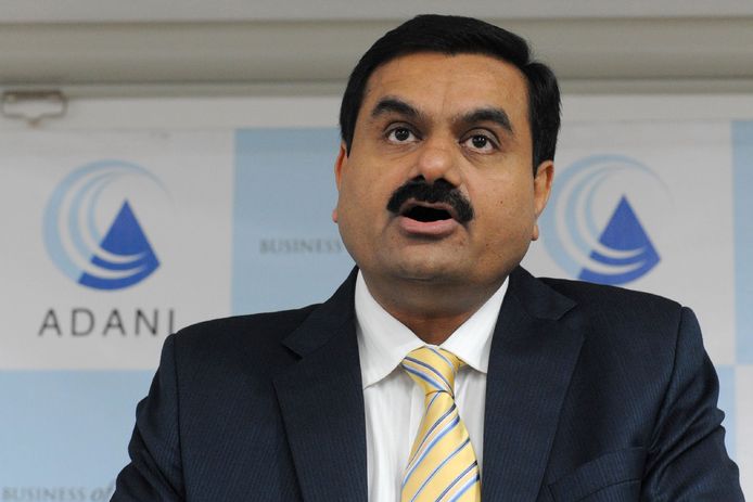 Rijkste man van Azië neemt grote Indiase omroep over, zorgen om ...