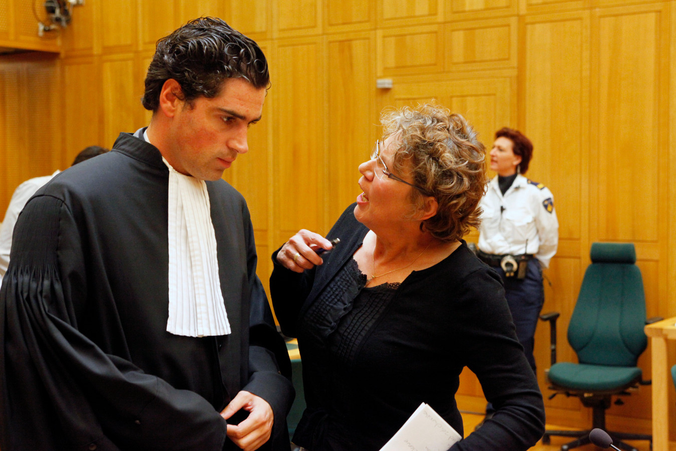 Veroordeelden villamoord blij met rapport: eerste stap naar herziening ...