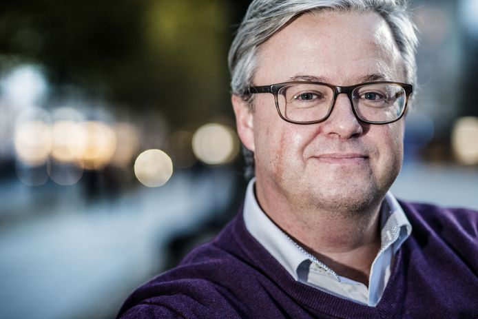 Carl Devos: “De kans dat de regering ten val komt is 80 procent ...