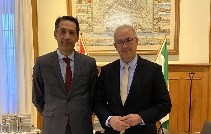 Kritiek op Aboutaleb om bezoek van ambassadeur Azerbeidzjan: ‘Dit is ...