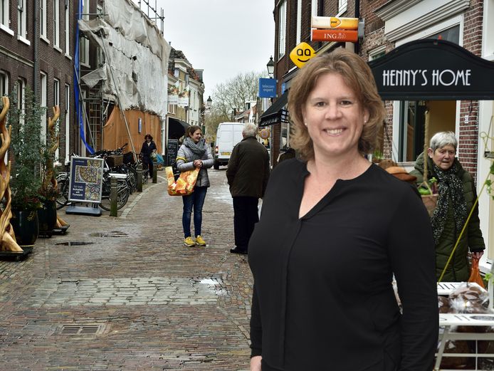 Daniëlle is stinkend jaloers, dus pest ze Oudewater: ‘Ik noem het een ...