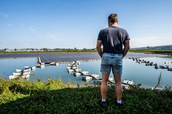 Hier in de Betuwe drijven duizenden zonnepanelen: ‘Waren grootste van ... Hier in de Betuwe drijven duizenden zonnepanelen: ‘Waren grootste van ...