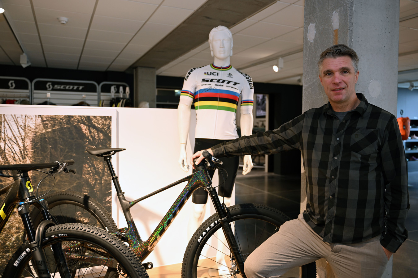 ONDERNEMERS VAN BIJ ONS. Legendarische Ludo-fiets herleeft als ...