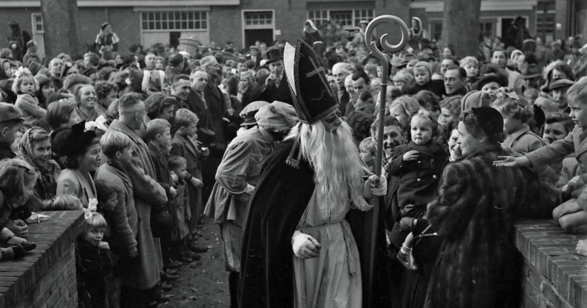 Paard van Sinterklaas werd in 1965 bijna tot worst verwerkt | Uit de ...