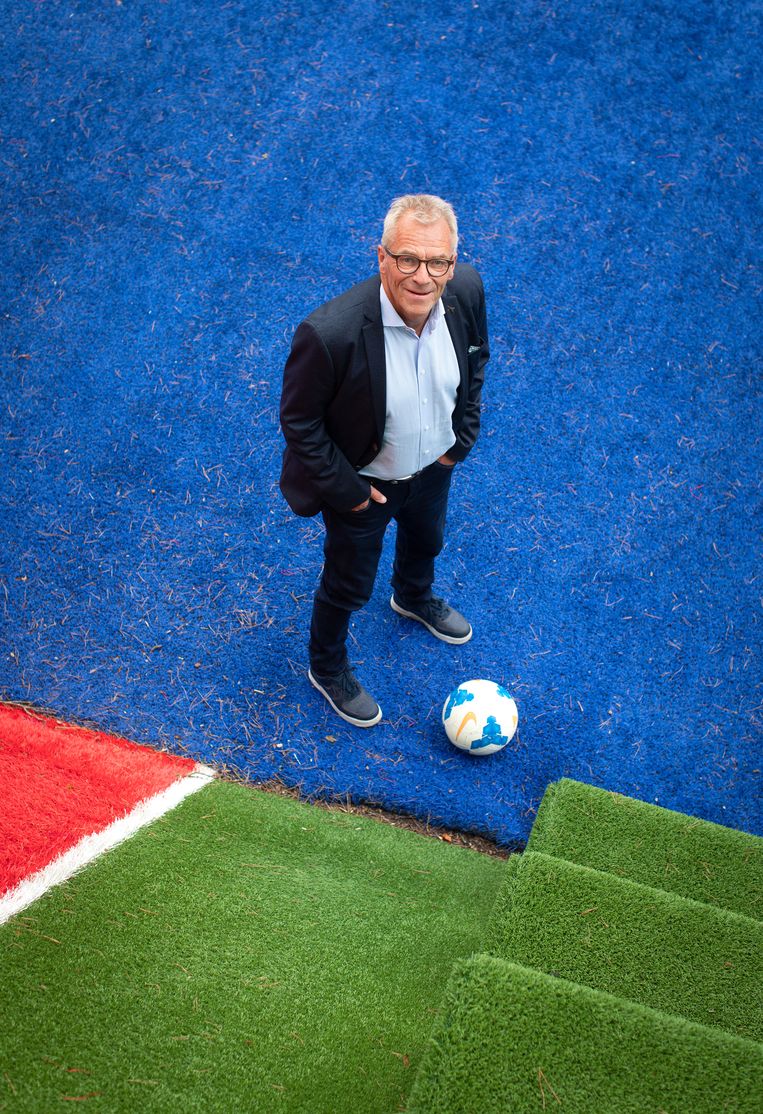Oud-directeur KNVB Eric Gudde: ‘Het helpt in deze wereld enorm als je ...