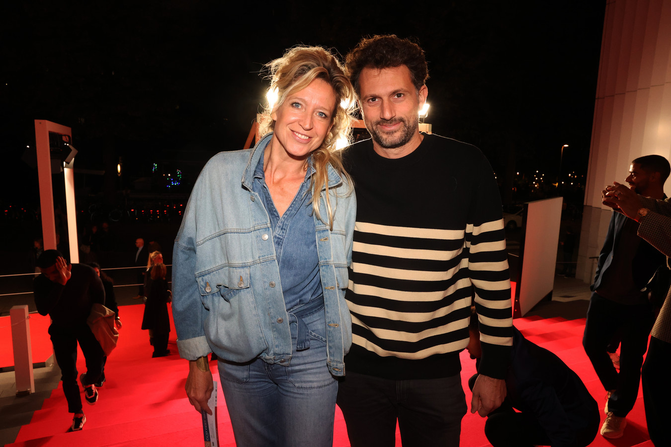 IN BEELD. Vlaams mediaminister Benjamin Dalle toont z’n selfiekunsten ...