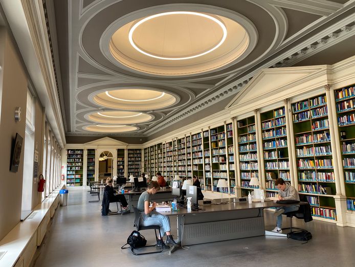 STUDENT IN GENT. Dit zijn de beste studieplekken in Gent | Gent | hln.be