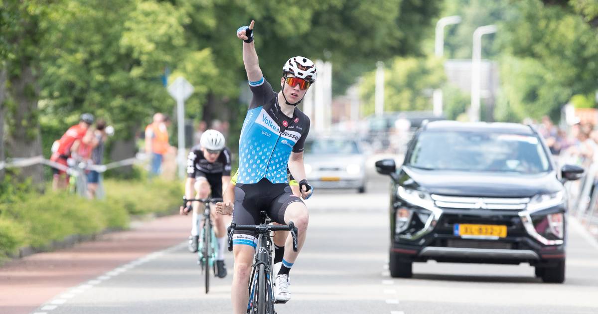 Max Kroonen gaat op herhaling in Omloop van de Braakman, Goesenaar Timo ...