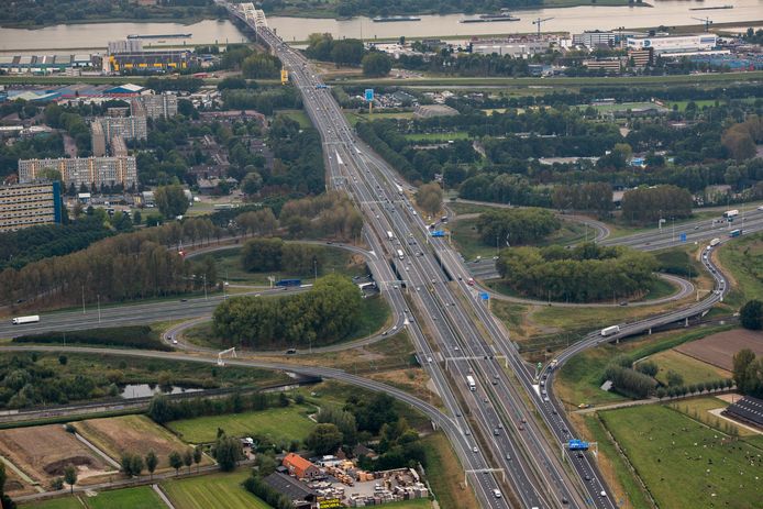 Camera’s langs de A27 tussen Gorinchem en Noordeloos voor onderzoek van ...