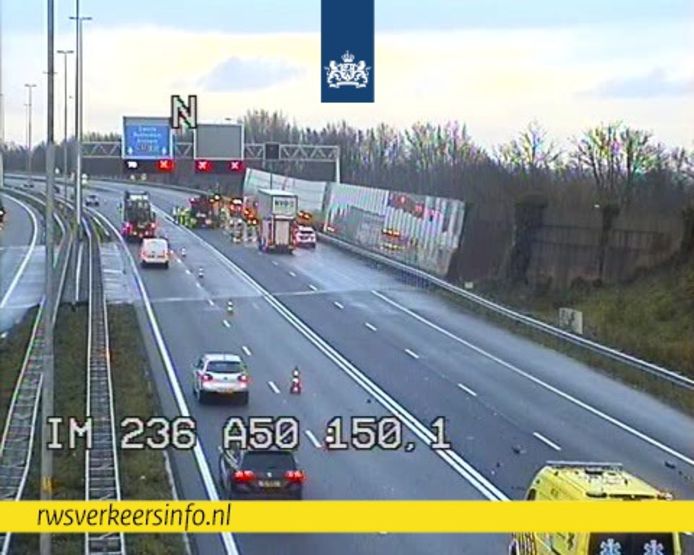 File door ongeluk op A50 bij Ewijk grotendeels voorbij | Beuningen | gelderlander.nl