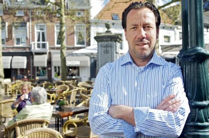 Jean-Paul van Gastel en Henk Vos op voetbalschool NOAD'67 | Bergen op ...