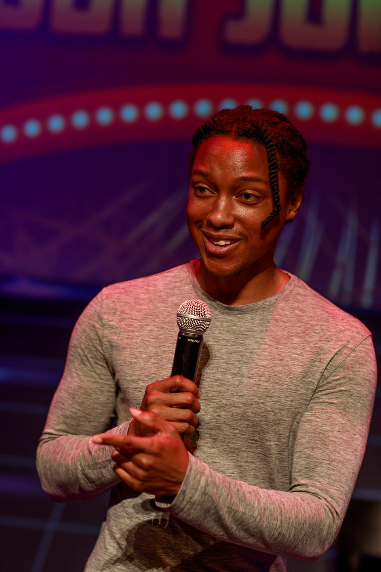 Stand-upcomedian Josh Johnson weet een uur lang te behagen met ...