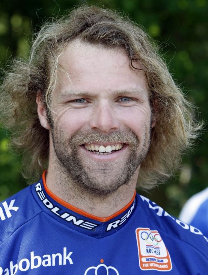 Robert de Wilde breekt enkel | Overig | destentor.nl