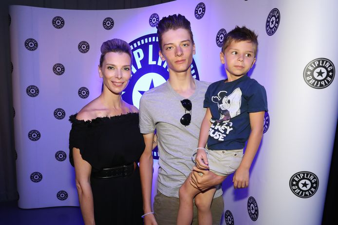 Griet Vanhees kreeg van Anthony Kumpen een Porsche als ...