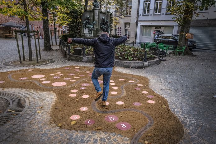 IN BEELD. Voortaan kan je pas echt spelen en verpozen op pleintjes aan ...