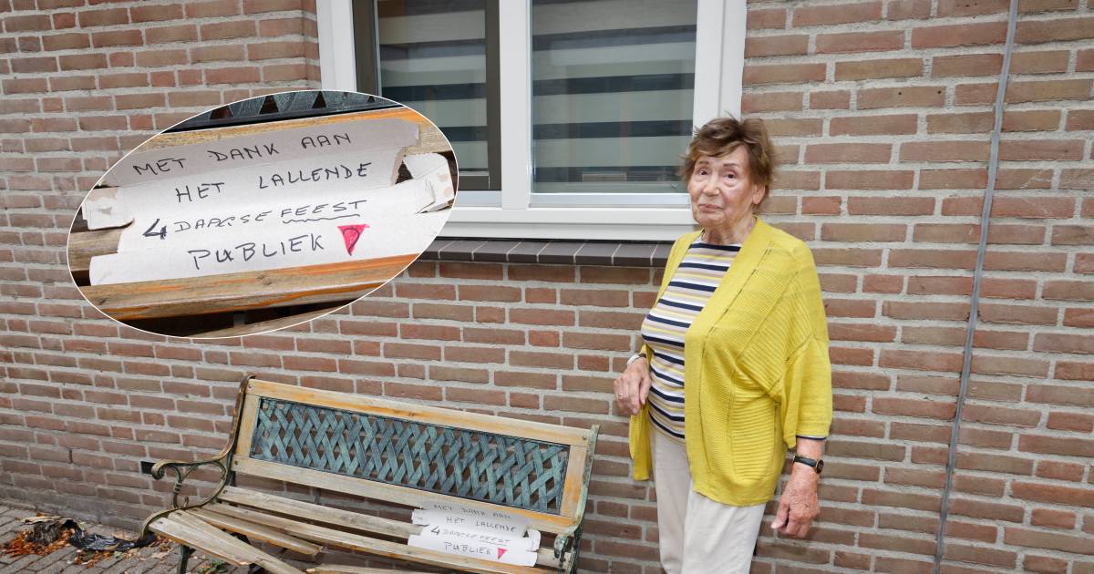 Stamcafé van Tonnie (87) regelt nieuwe tuinbank na vernieling tijdens ...