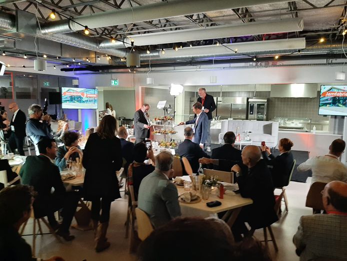 Alles komt uit eigen ‘huis’ bij de opening van de Jamfabriek 2.0 | Den ...