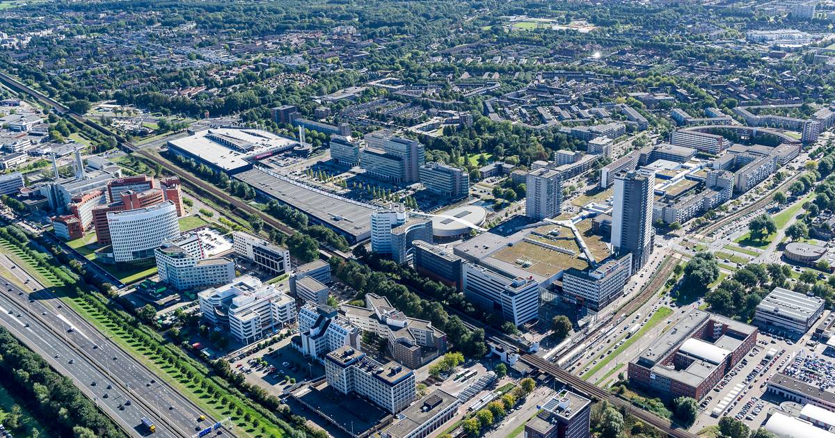 Meer cameratoezicht op winkelcentrum Alexandrium | Rotterdam | AD.nl