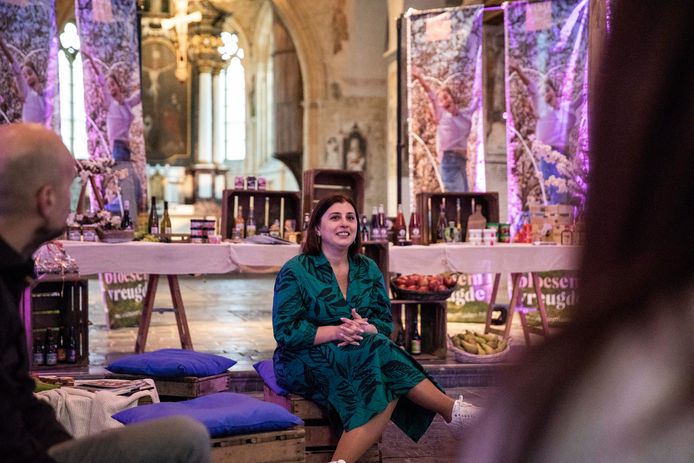 Schepenwissel in Sint-Truiden: Nina Kvikvinia stapt uit politiek, Peter ...