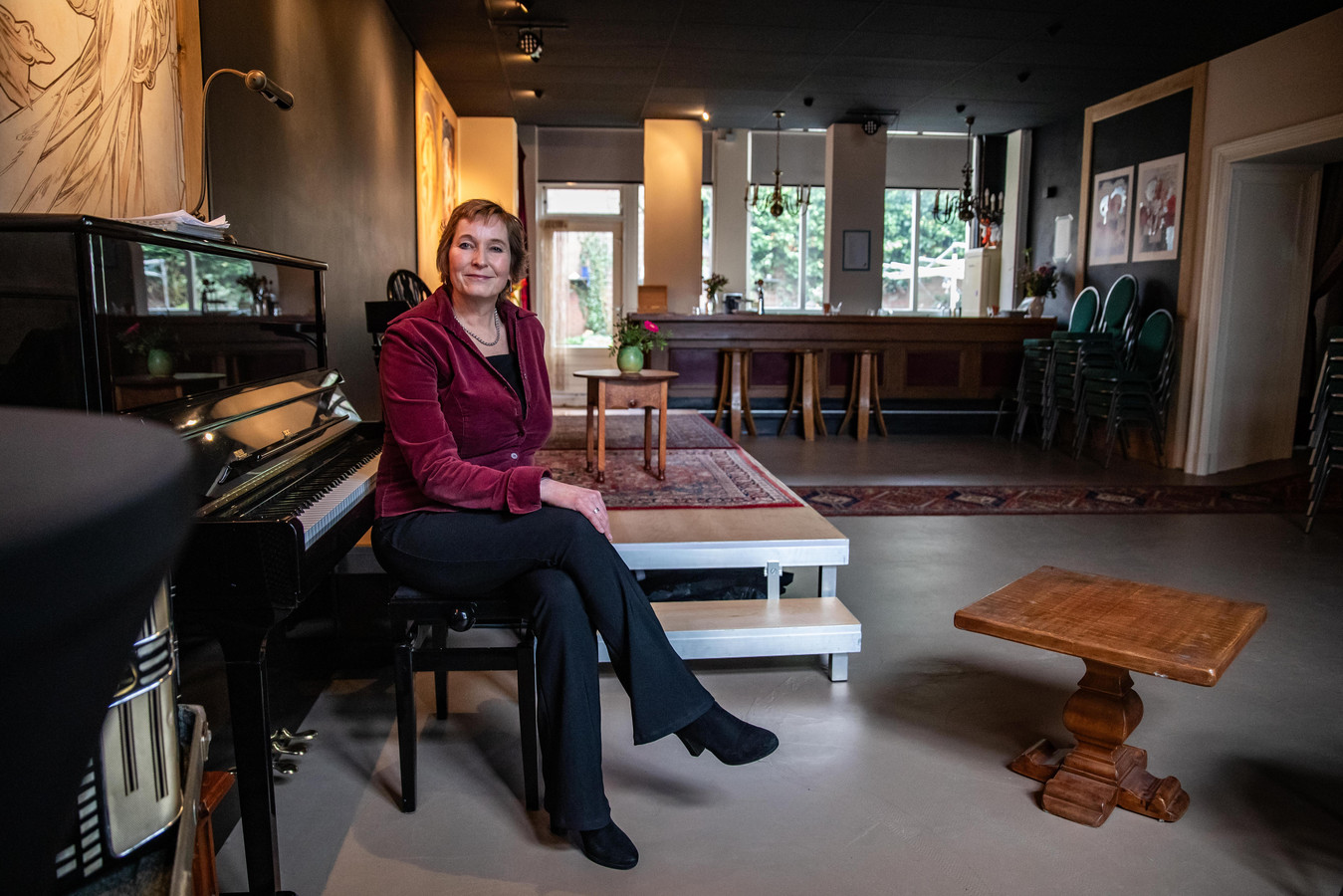 Patricia start nieuw theater in Deventer: ‘De een koopt een Tesla, de ...