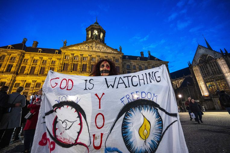 Honderden mensen op de been uit solidariteit met protesten Iran