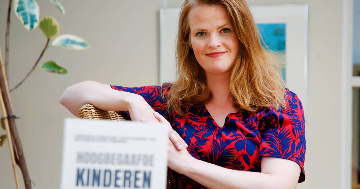 Fleur schrijft boek voor vastlopende hoogbegaafden: ‘Het is dramatisch ...