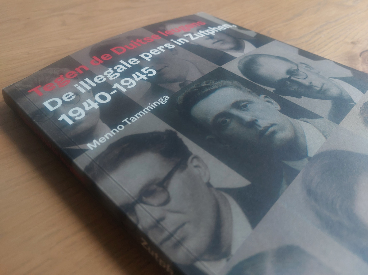 Radio Oranje aan en tikken maar, met gevaar voor eigen leven: Zutphen ...