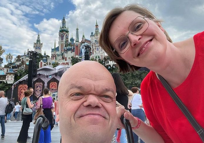“We voelen allebei dat dit echt is”: Chris Willemsen is opnieuw ...
