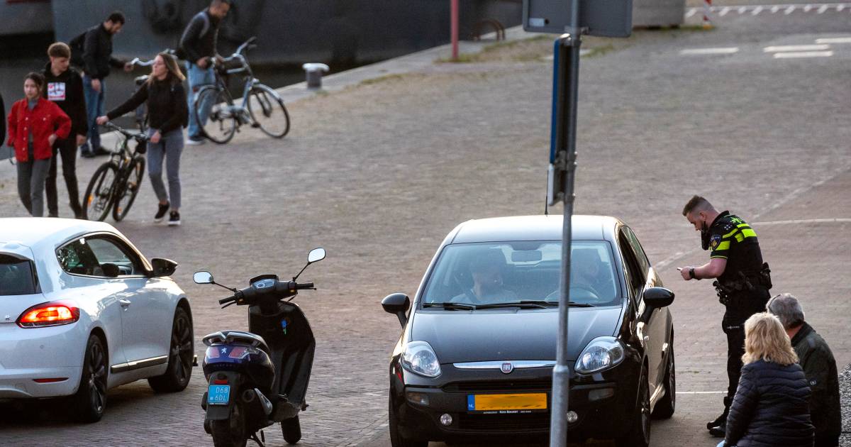 Parkeerverbod in avonduren maakt einde aan overlast: ‘Rijnkade is een ...