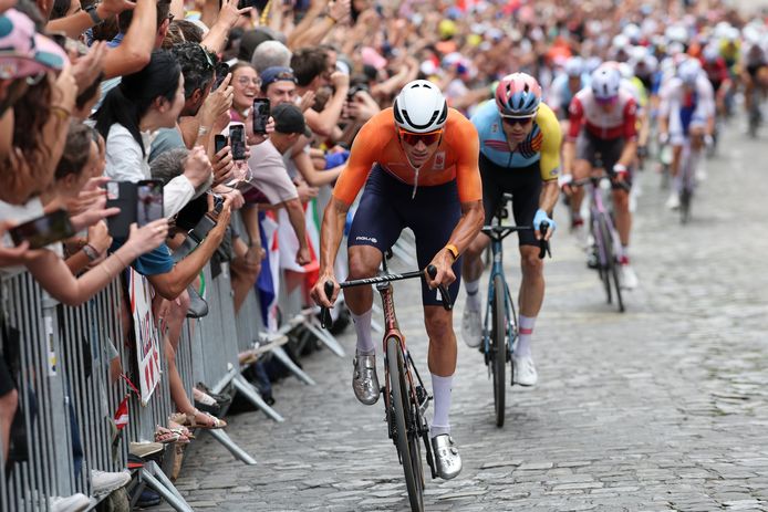 DUBBEL GOUD! Fenomenale Remco Evenepoel wint nu ook de olympische ...