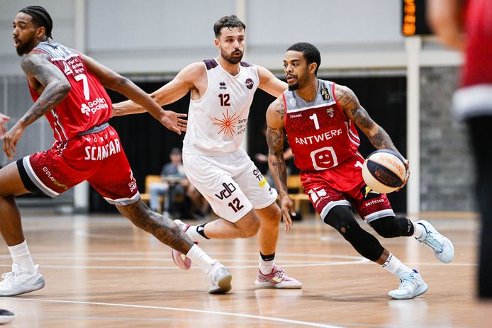 Ivica Skelin en Antwerp Giants winnen eerste oefenwedstrijd tegen ...