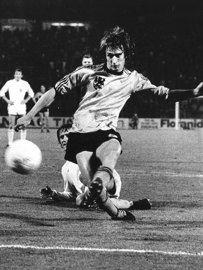 11 fraaie foto's van Rob Rensenbrink | Nederlands voetbal | bndestem.nl