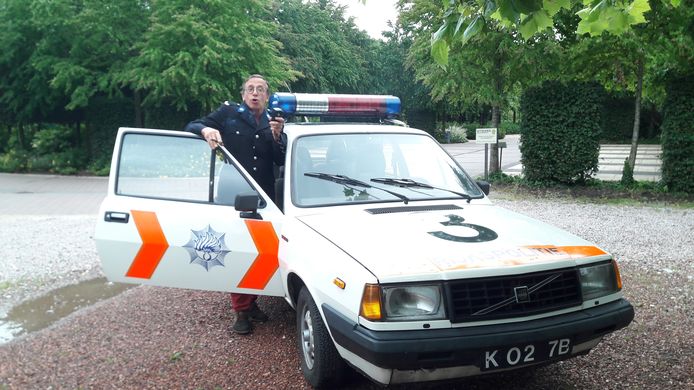 Baarnaar tikt politie-Volvo uit Flodder op de kop | Amersfoort | AD.nl