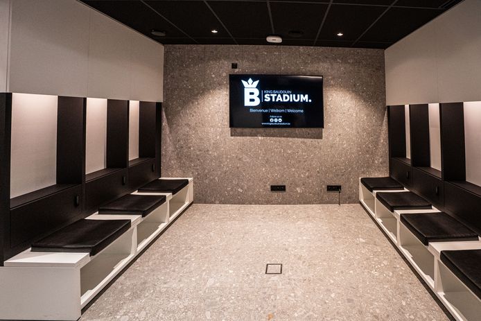 Un vestiaire flambant neuf pour les Diables Rouges au Stade Roi ...