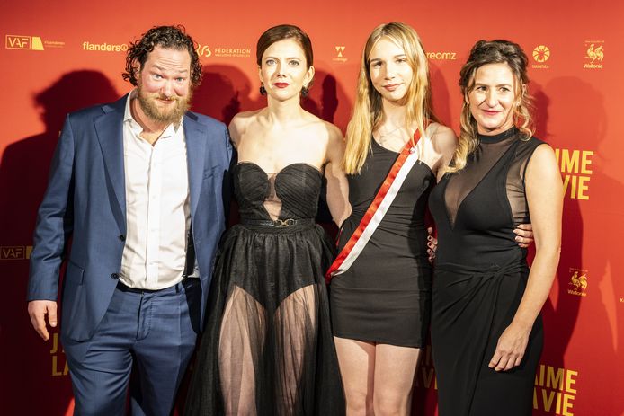 IN BEELD. ‘J’aime la vie’ van Mathias Sercu in première: “Toen mijn ...