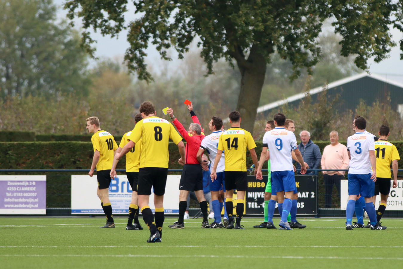 Alblasserdam met negen man naar spektakelzege, SV Meerkerk wint derby ...